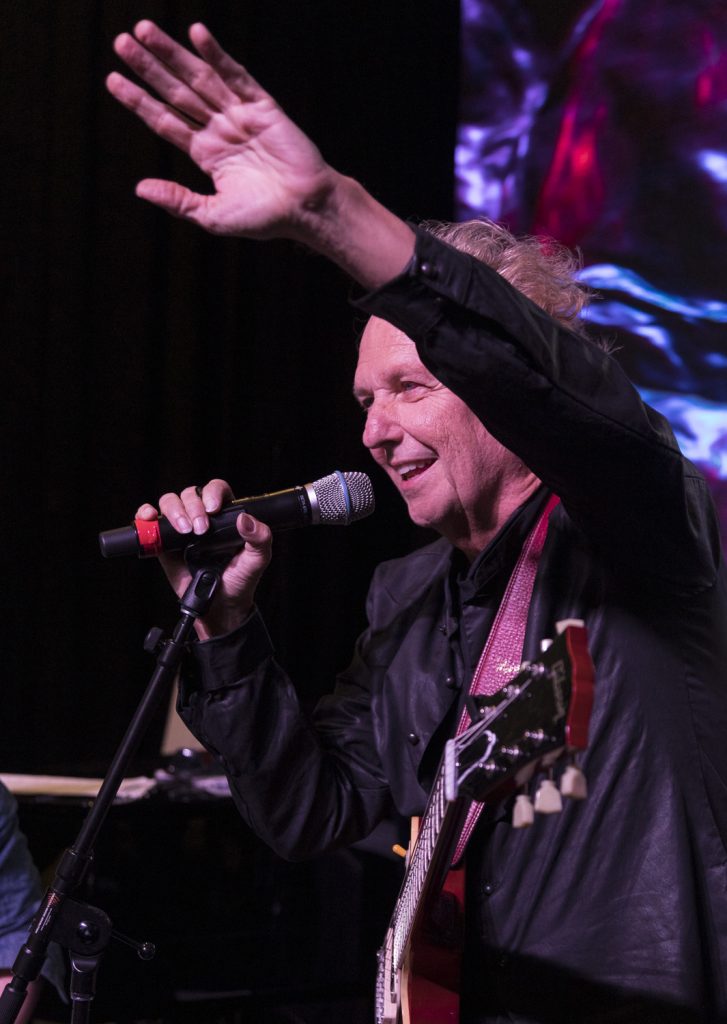 Photos – Lee Ritenour's Six String Theory Competition